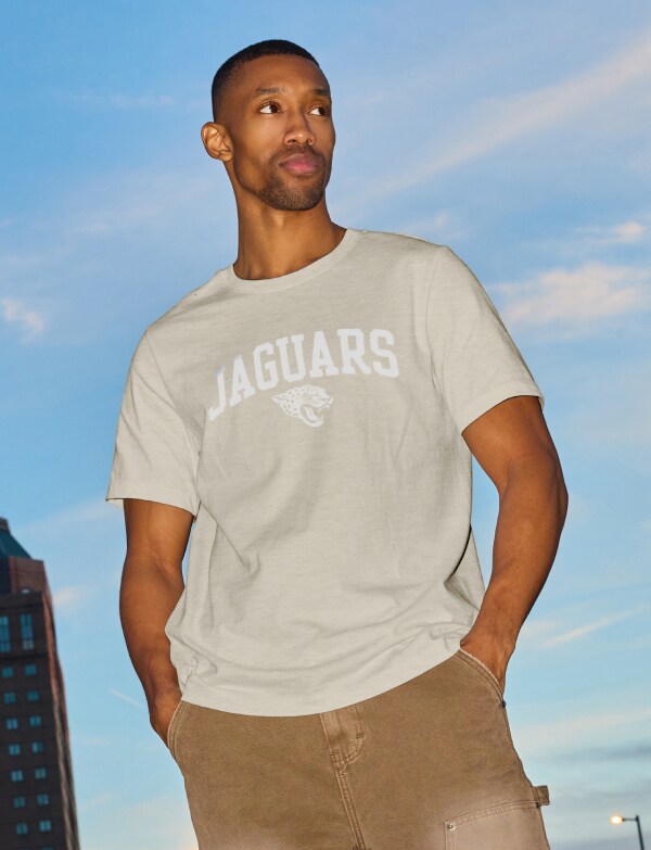 NFLShop Canada Gear, NFL Gear, NFL Apparel & NFL Merchandise | NFLShop.ca